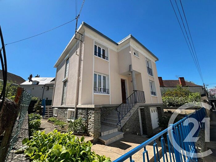 Châtellerault, Est - Maison 6 pièces à vendre