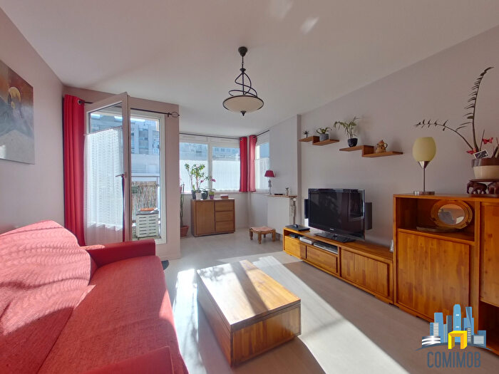 Appartement à vendre - Courbevoie, Faubourg de lArche - 2 pièces - 1 chambre