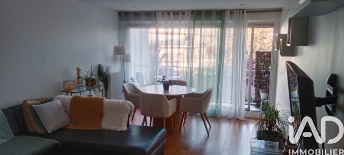 Appartement 3 pièces à vendre - Rambouillet, Saint-Hubert, Louvière
