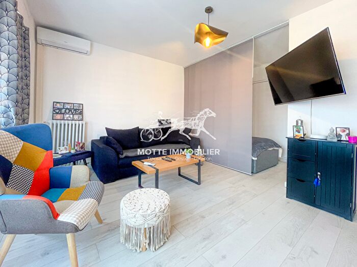 Appartement à vendre - Cagnes-sur-Mer, La Gare, Les Plans, Hippodrome - 1 pièce