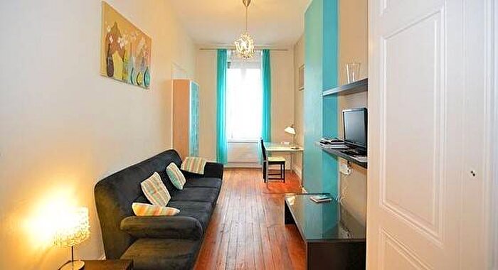Appartement à louer - Brotteaux, Lyon ème arrondissement - 2 pièces - 1 chambre