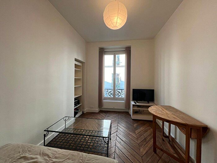 Appartement 1 pièce à louer - Porte Saint Denis-Paradis, Paris 10ème arrondissement