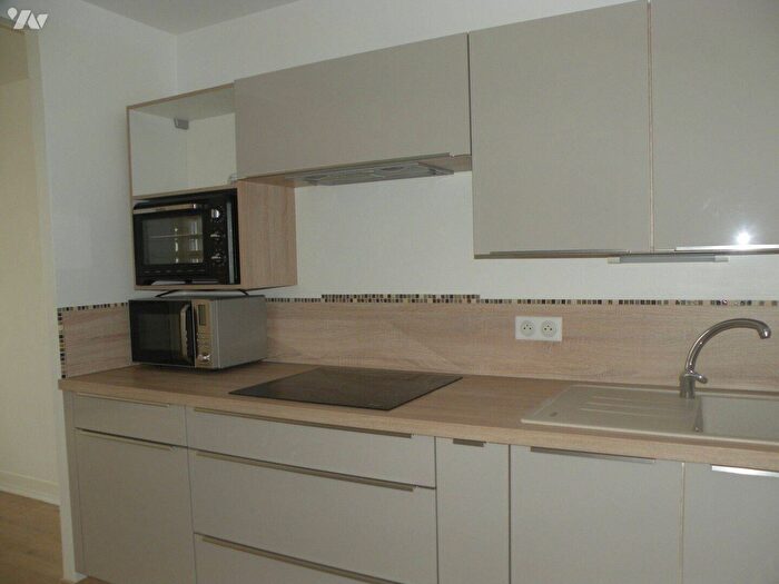 Appartement à louer - Châteaudun - 2 pièces - 1 chambre