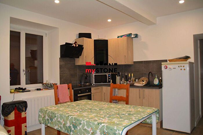 Dompierre-sur-Chalaronne : Appartement 2 pièces à louer