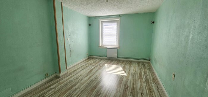 Saint-Vérand : Maison 3 pièces à vendre