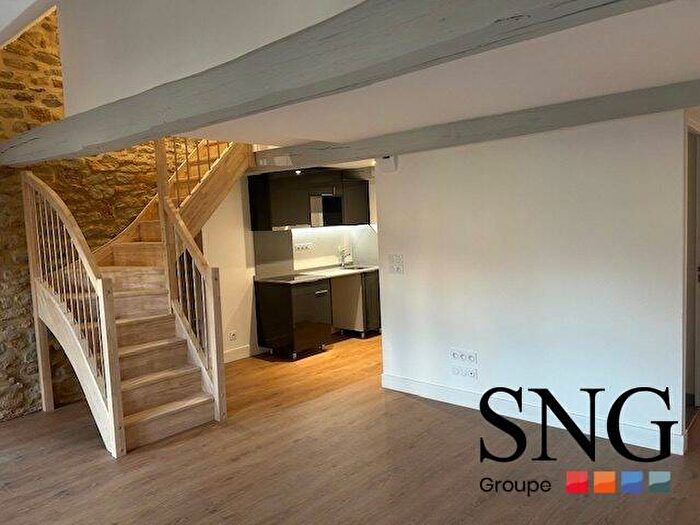 Appartement à louer - Gare Nord et Ouest, Charleville-Mézières - 3 pièces - 2 chambres