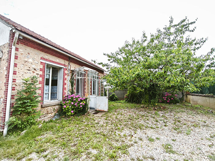 Maison 4 pièces à vendre à Nogent-le-Roi