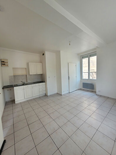 Appartement à louer - Pont-Sainte-Maxence, Montignette - 1 pièce