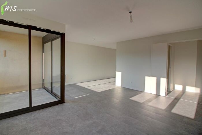 Appartement à louer - Gap, Gap ville - 4 pièces - 3 chambres