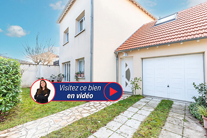 Maison à vendre - Antony, Croix de Berny - 7 pièces - 5 chambres