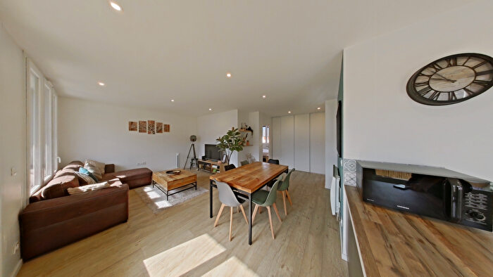 Appartement 3 pièces à Albertville, Champ de Mars, à vendre