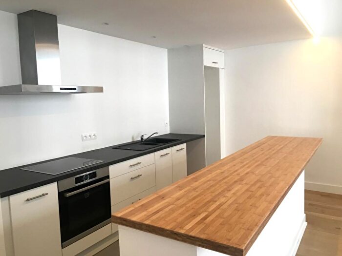 Appartement à louer - Nancy, Centre-ville, Charles III - 3 pièces - 2 chambres