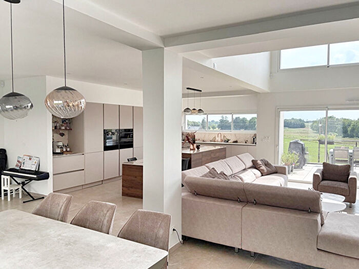 Maison 7 pièces à Caudan, à vendre