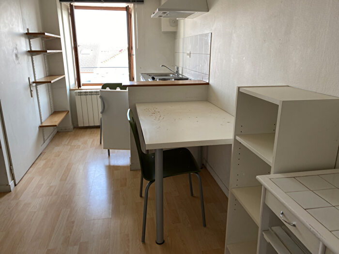 Appartement 1 pièce à Lyon 8ème, Bachut, Transvaal, à louer