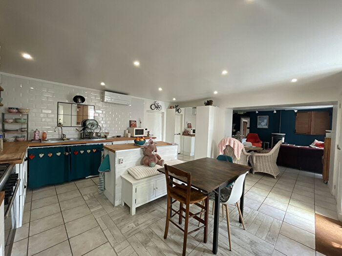 Maison 4 pièces à Neuvillette-en-Charnie, à vendre