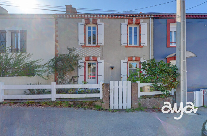 Maison à vendre - La Montagne - 4 pièces - 3 chambres