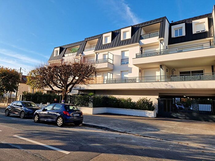 Appartement à vendre - Gretz-Armainvilliers - 3 pièces - 2 chambres