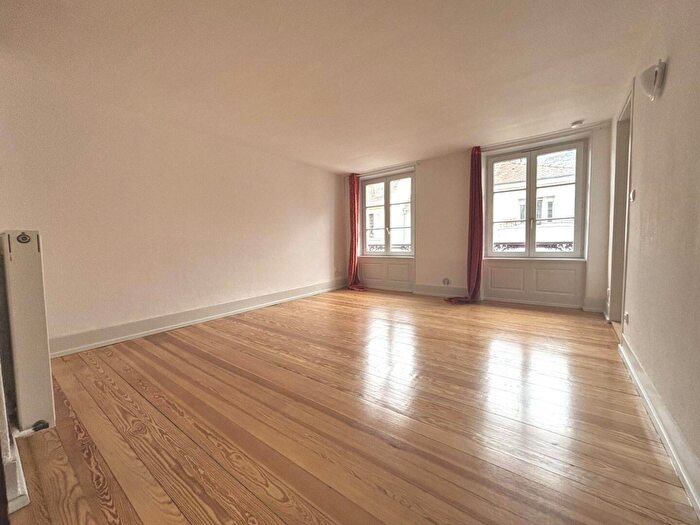 Appartement à louer - Krutenau Centre Est, Strasbourg - 3 pièces - 1 chambre