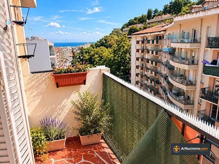 Nice, Madeleine - Appartement 3 pièces à vendre