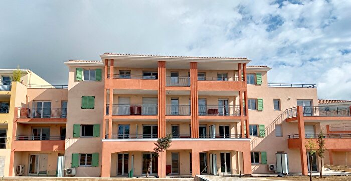 Appartement 2 pièces à louer à Bormes-les-Mimosas, Centre-ville, Le Pin