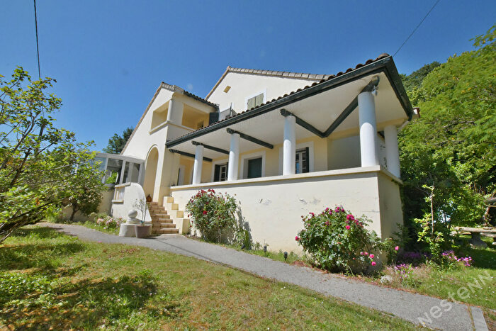 Maison 7 pièces à Mouleydier, à vendre