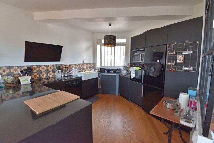 Appartement à louer - Caudéran, Bordeaux - 4 pièces - 3 chambres