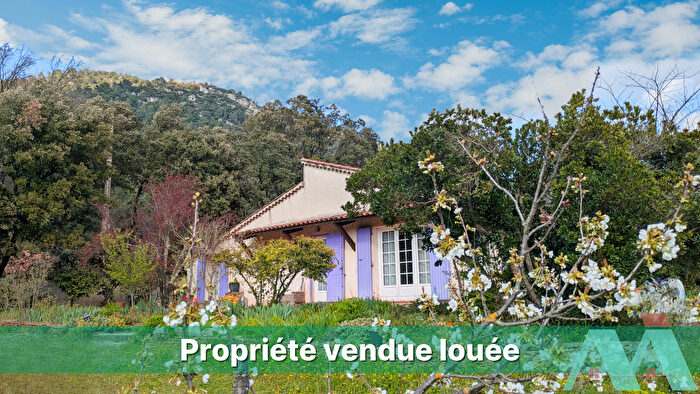 Maison à vendre - Signes - 5 pièces - 4 chambres