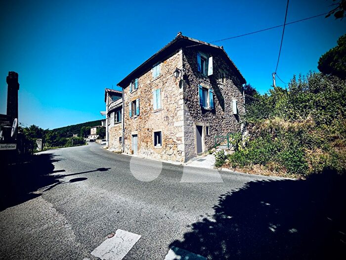 Maison à vendre - Mercuer - 5 pièces - 4 chambres