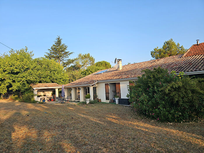 Maison 6 pièces à Grateloup-Saint-Gayrand, à vendre
