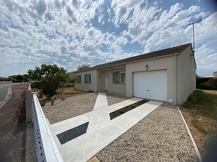 Maison à vendre - Angles - 5 pièces - 4 chambres