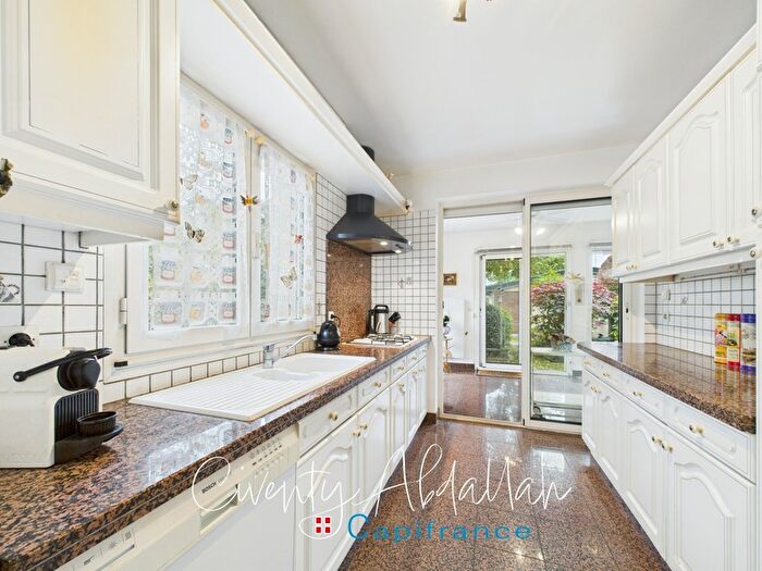 Maison à vendre - Évry-Grégy-sur-Yerre - 6 pièces - 4 chambres