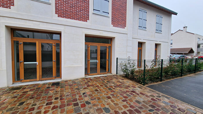 Appartement à vendre - Marly-la-Ville - 3 pièces - 2 chambres