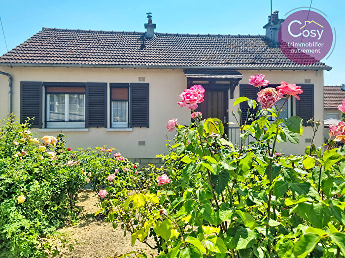 Maison 5 pièces à Bucy-le-Long, à vendre