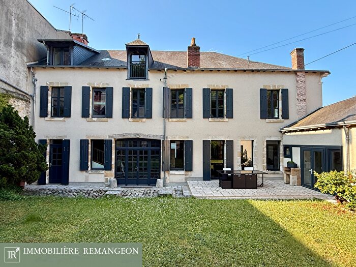 Vierzon, Centre-ville - Maison 9 pièces à vendre