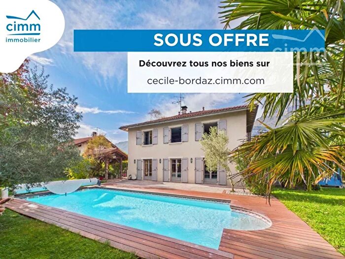 Maison à vendre - Crolles - 6 pièces - 4 chambres