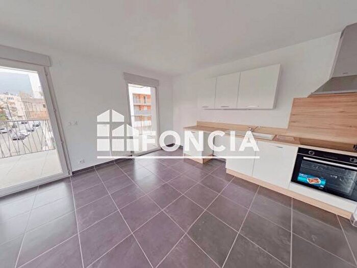 Appartement à louer - Berriat-Ampere, Grenoble - 3 pièces - 2 chambres