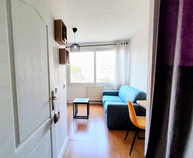 Appartement à louer - Saint Giniez, Marseille ème arrondissement - 1 pièce