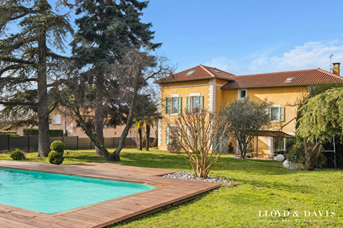 Maison à vendre - Reventin-Vaugris - 9 pièces - 5 chambres