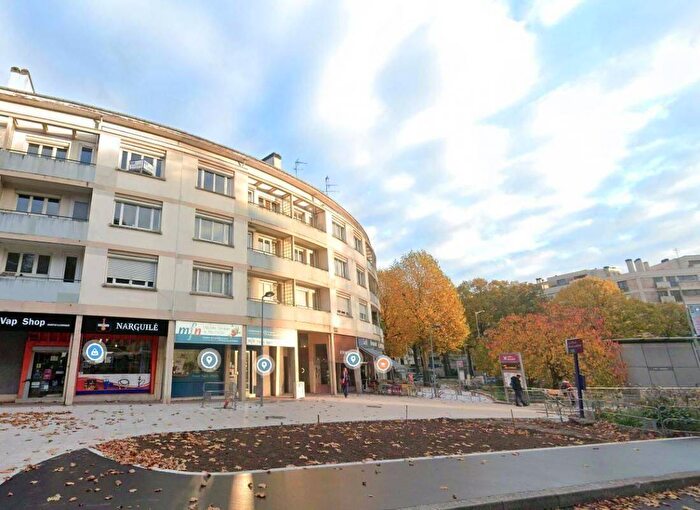 Centre Ville-Rive Gauche, Rouen : Appartement 3 pièces à louer