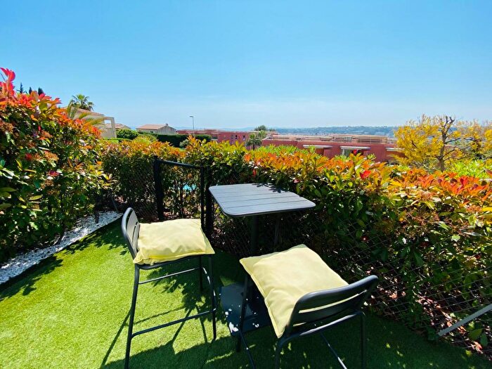 Nice, Corniche Fleurie - Appartement 2 pièces à vendre
