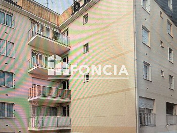 Appartement à louer - Centre Ville, Dreux - 1 chambre