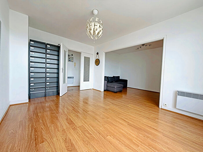 Appartement 4 pièces à vendre à Reims, Barbâtre