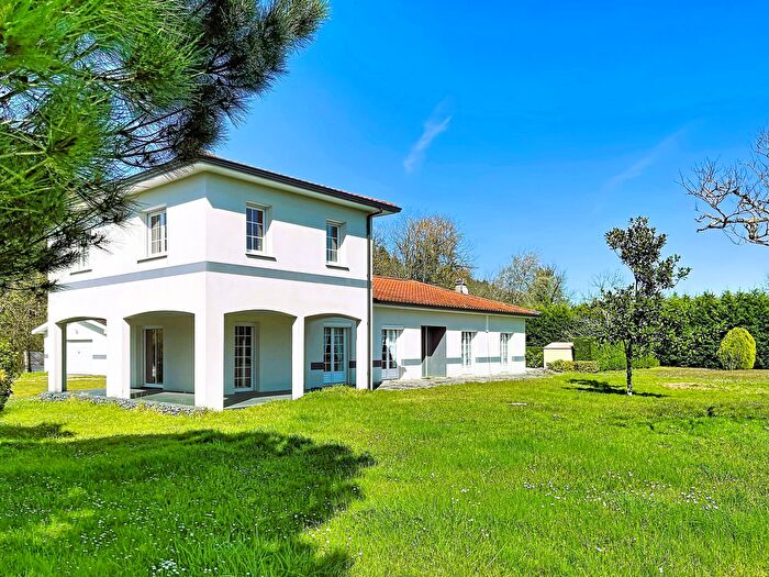 Maison à vendre - Saint-Jean-dIllac - 9 pièces - 6 chambres