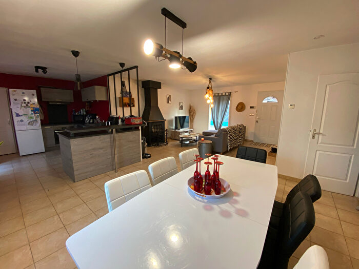 Maison à vendre - Boz - 5 pièces - 4 chambres