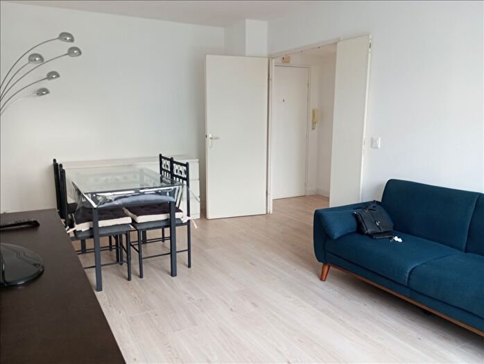 Cergy, Les Hauts-de-Cergy - Appartement 2 pièces à louer