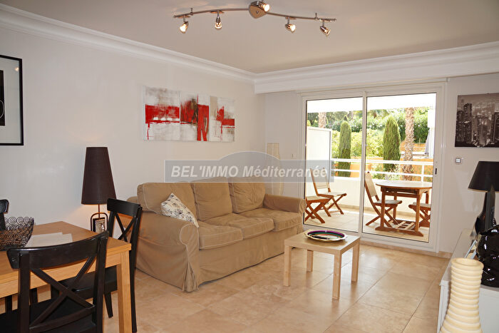 Appartement 2 pièces à Cavalaire-sur-Mer, Centre-ville, à vendre