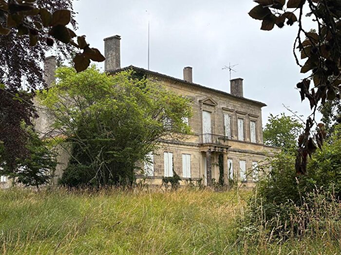 Maison 16 pièces à vendre - Soussac