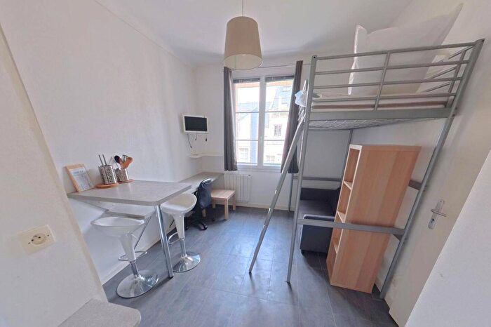 Centre Ancien, Caen - Appartement 1 pièce à louer