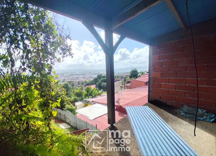 Maison à vendre - Fort-de-France - 4 pièces - 3 chambres