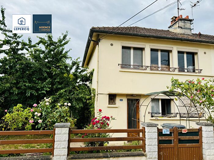 Maison à vendre - La Ferté-Milon - 5 pièces - 3 chambres